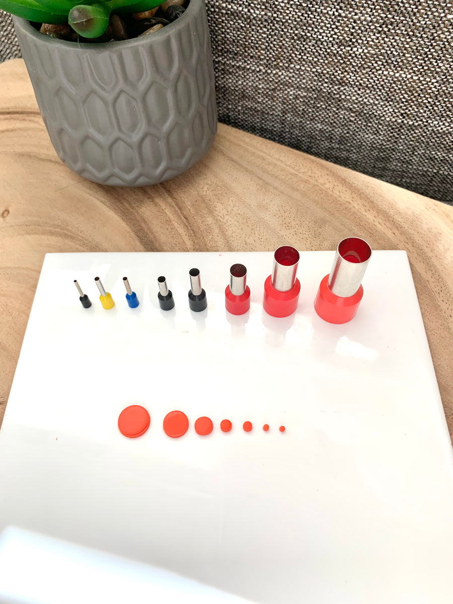 Set Of Tiny Metal Cutters – Goyna Studio