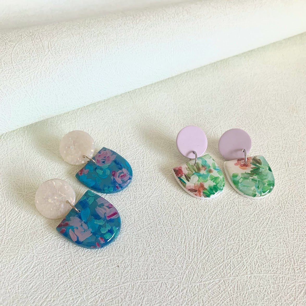 White Photography Backdrop – Goyna Studio