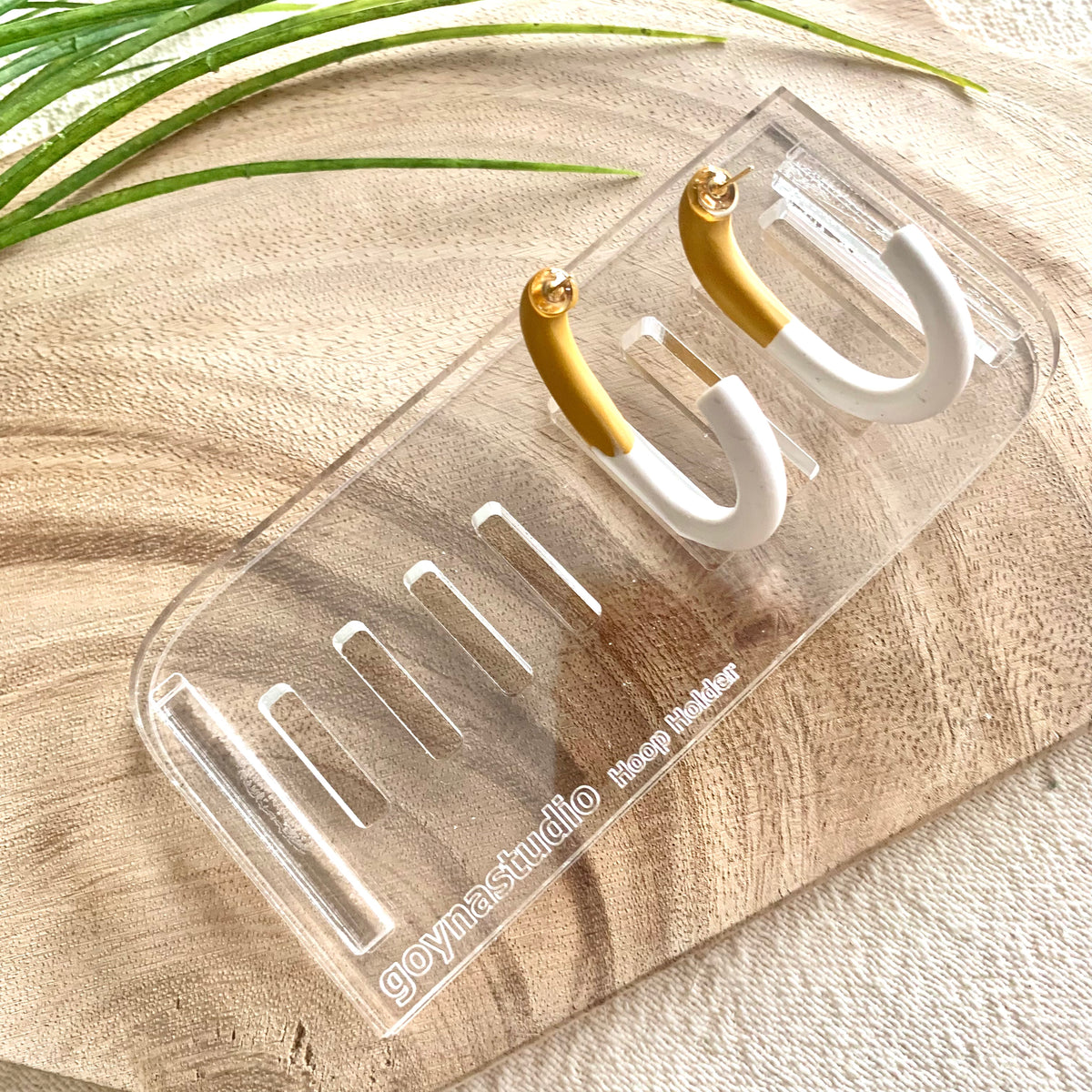 Acrylic And Silicone Hoop Holder – Goyna Studio